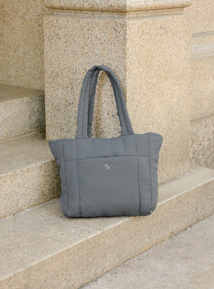 Puffer Shopper (Gloss Mercury) – The Paper Bunny