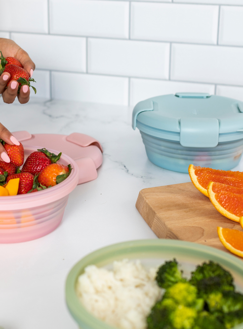 Stojo Collapsible Bowl (Translucent Aquamarine) – The Paper Bunny